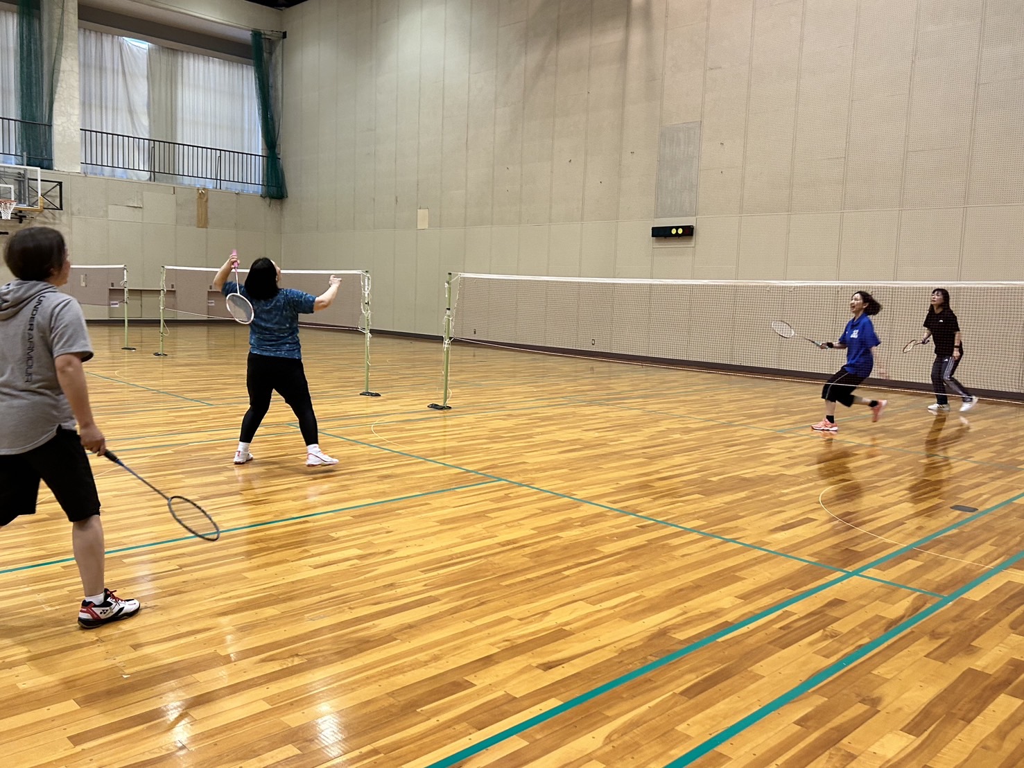 令和6年度バドミントン教室 一期教室風景 - ウカルちゃんアリーナ（滋賀県立体育館）